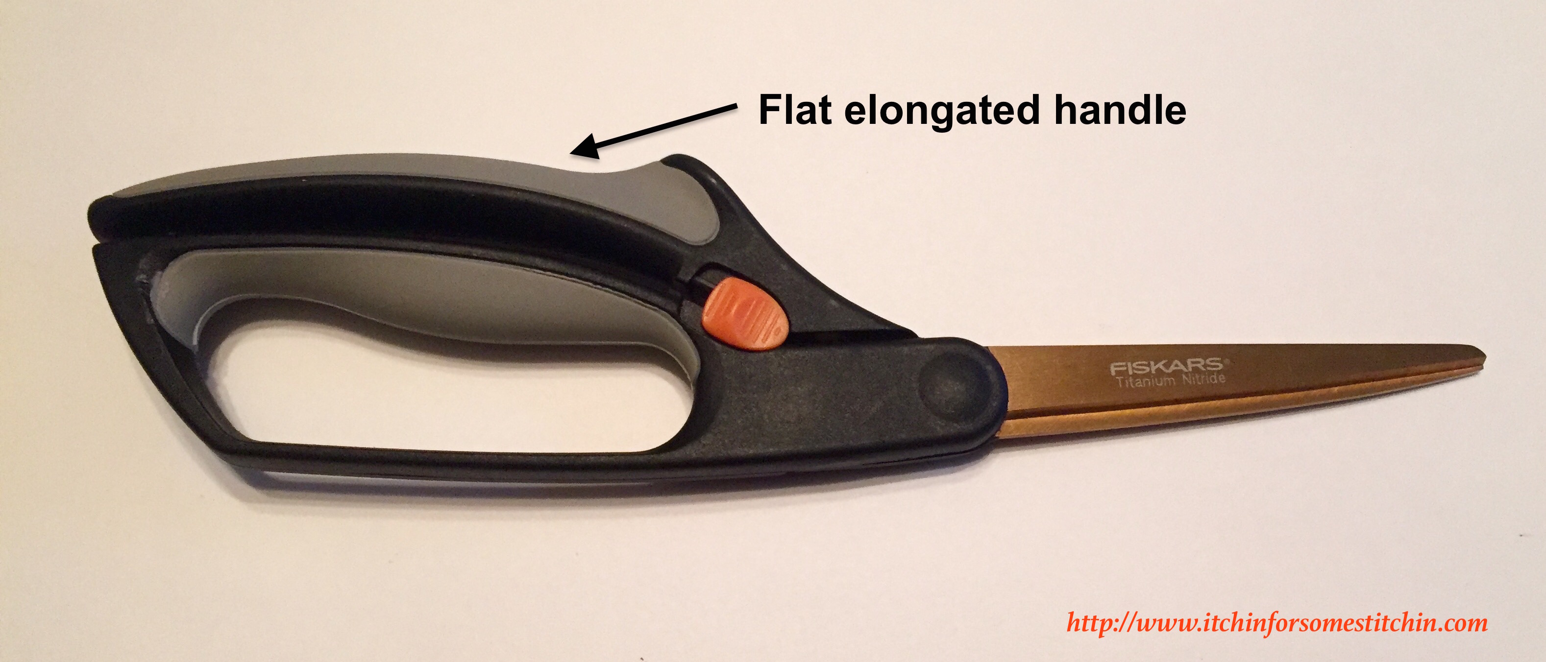 Fiskars Spring-Action Fabric Scissors Review | A Sewist's Perspective
