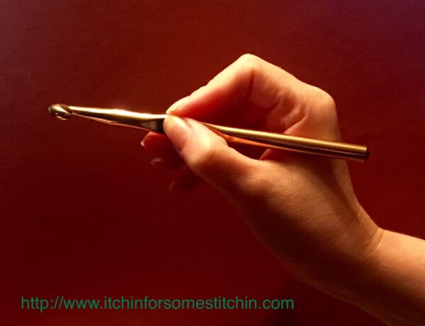 Master Two Popular Ways to Hold a Crochet Hook!