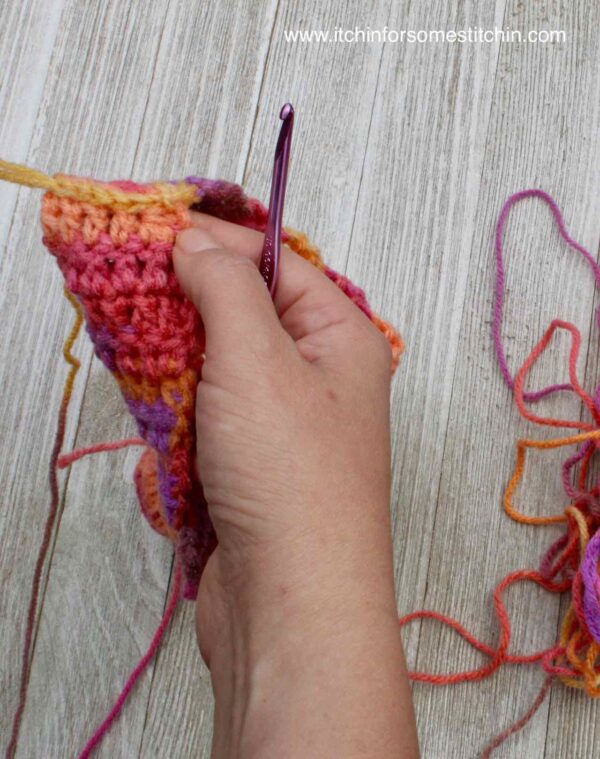 Free Crochet Pattern: Easy Beginner Slippers for Cozy Comfort