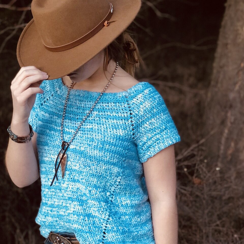 Free Crochet Pattern: Adia Triangle Scarf for a Stylish Spring and Summer