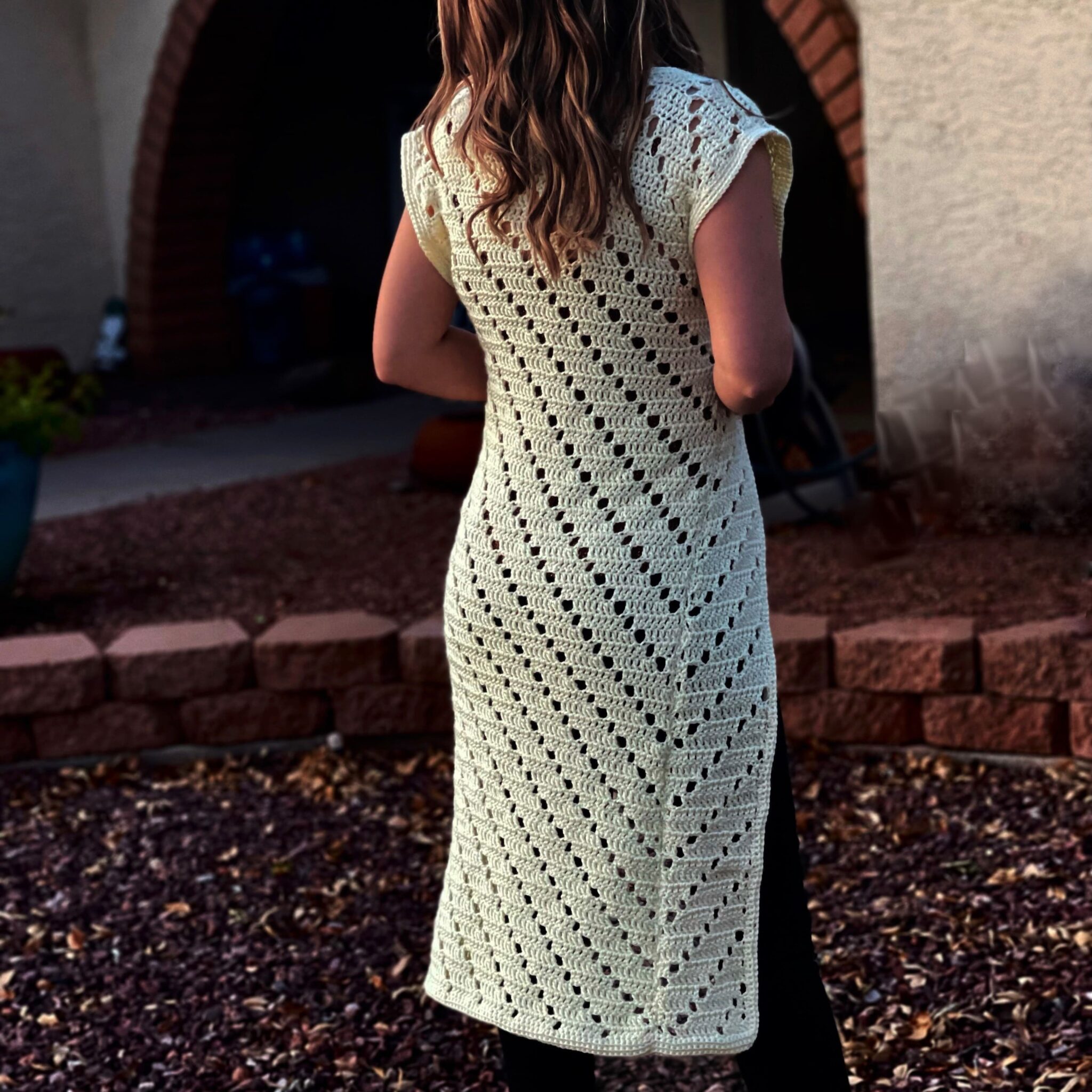 Free Crochet Pattern: Kalina Duster - Your Stylish Layer for Every Season